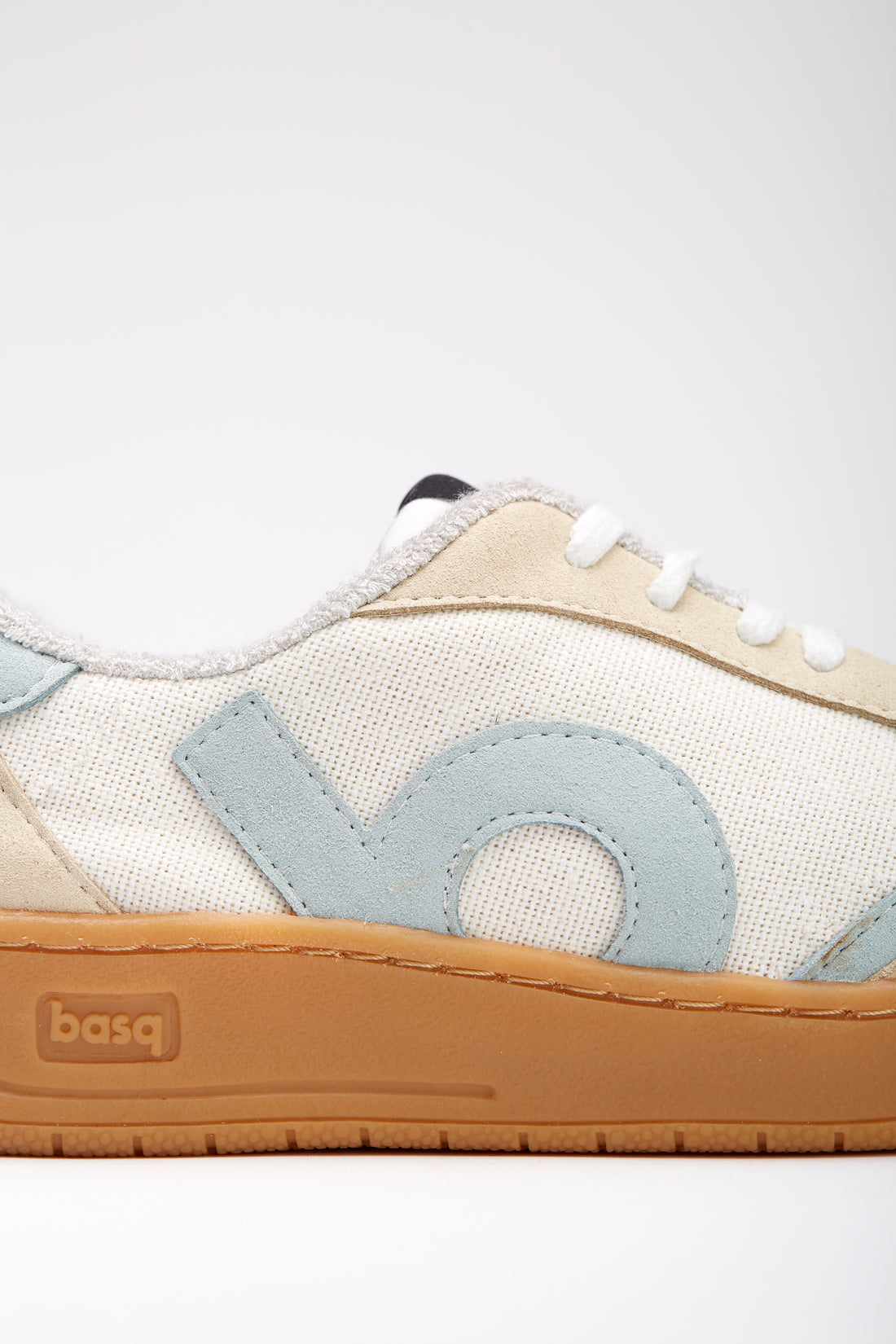 ecological, recycled and vegan sneakers – basq company